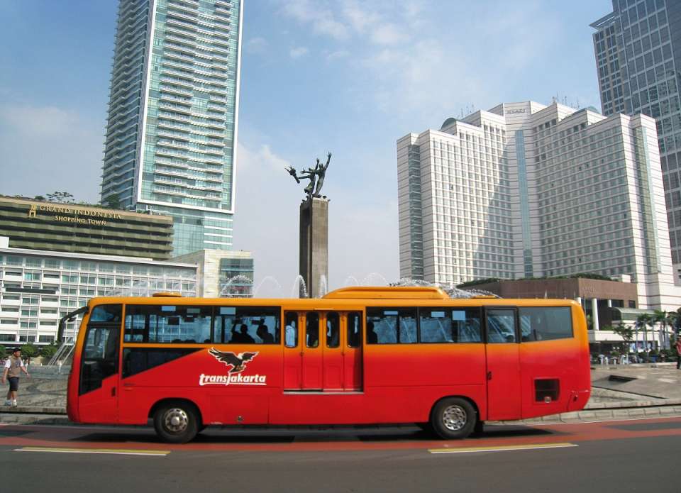 Seluruh Jadwal Transjakarta Bisa Diakses di Google Maps