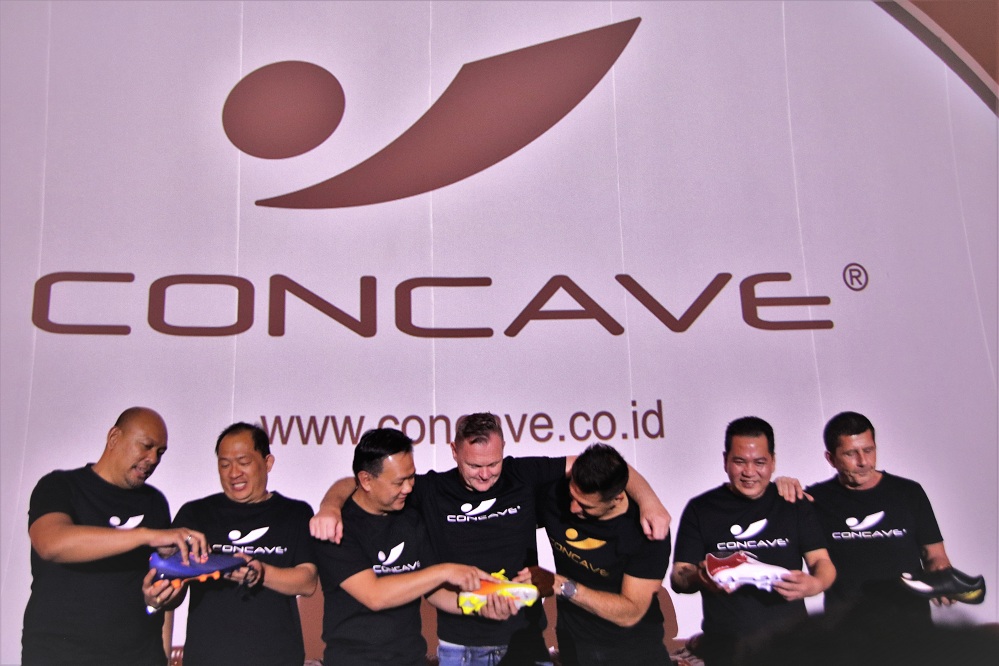 Brand Sepatu Sepak Bola Concave Resmi Hadir di Indonesia