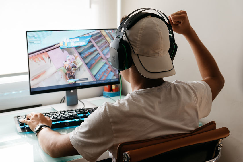 Rata-Rata Gamer Habiskan 7,5 Jam per Minggu Untuk Main Game