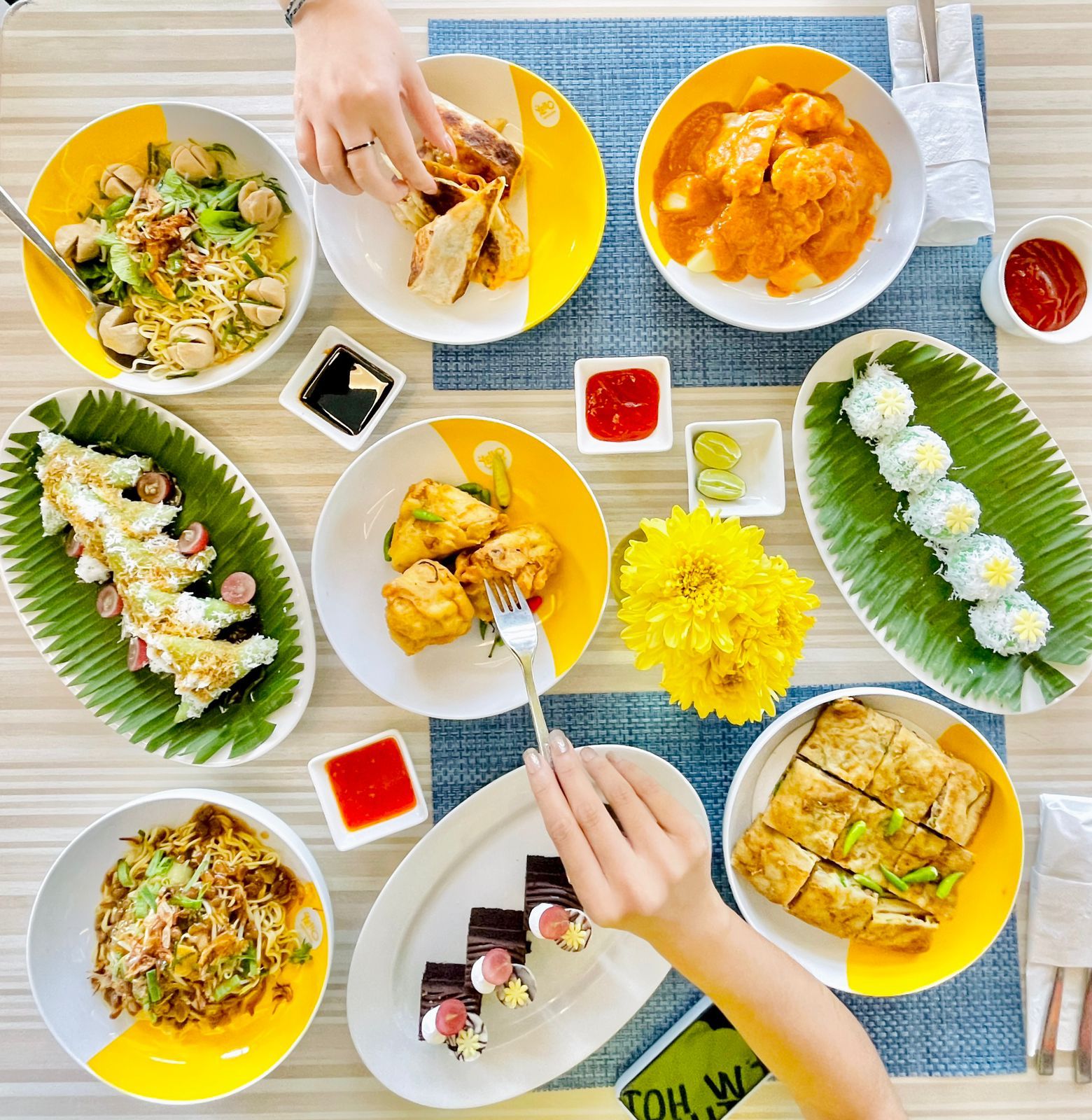 YELLO Harmoni Sambut Ramadan dengan Menu Street Food YELLO Harmoni Sambut Ramadan dengan Menu Street Food