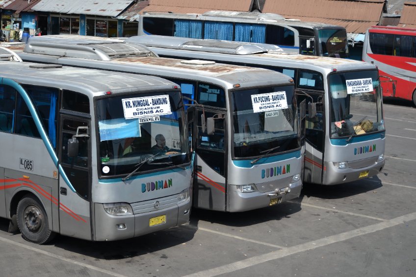 BBM Melambung, Kemenhub Bakal Naikkan Tarif Bus AKAP dan Ojol BBM Melambung, Kemenhub Bakal Naikkan Tarif Bus AKAP dan Ojol