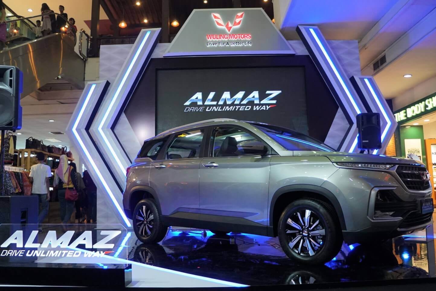 Wuling Almaz EX Bidik Segmen SUV di Bawah Harga Almaz RS