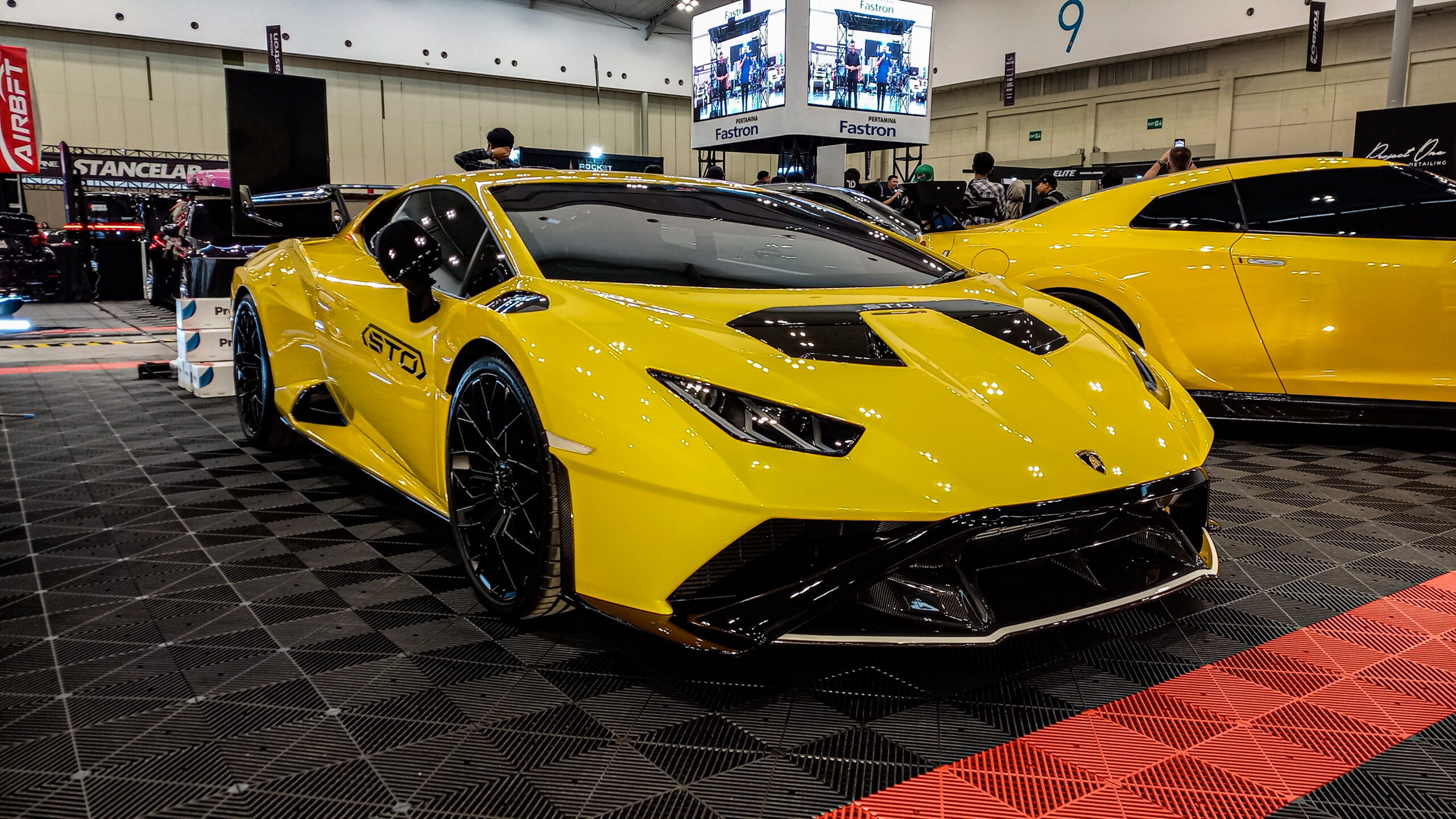 Merek Mobil Mewah Punya Harga Fantastis, Ini Beberapa di Antaranya